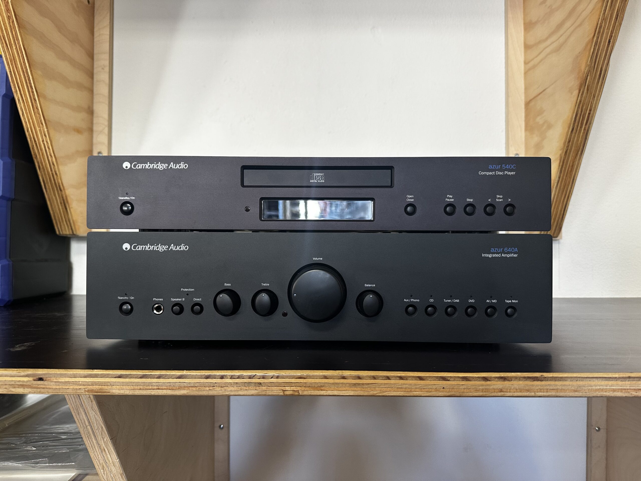 Cambridge Audio – Azur 540C – CD Player – Azur 640A – Integrated ...